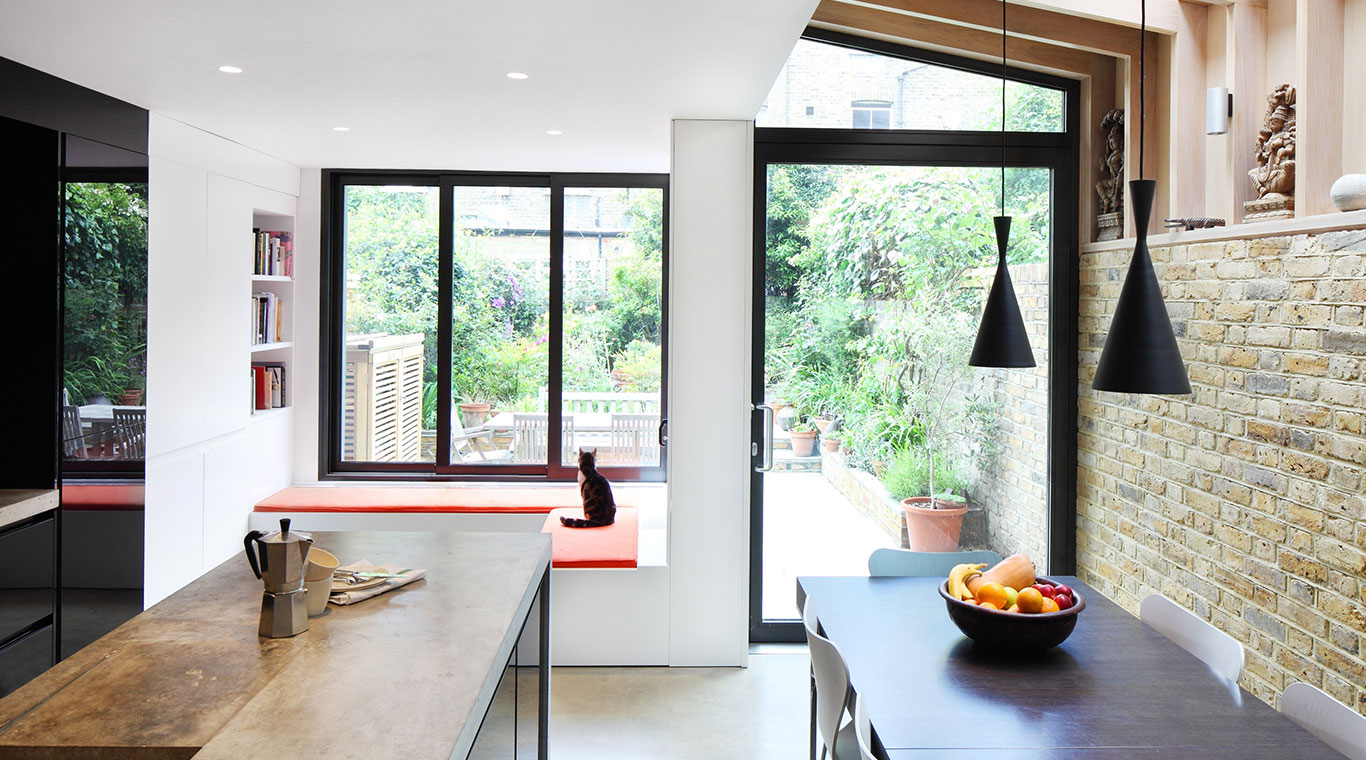 Book Tower House: A bibliophile's dream home | 10 Stunning Homes