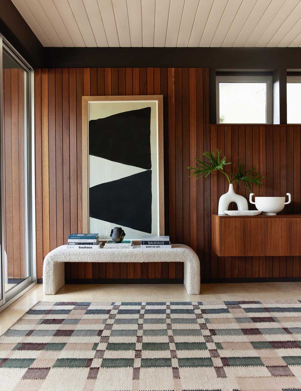 12 Boucle Benches for a Cozy and Chic Home | 10 Stunning Homes