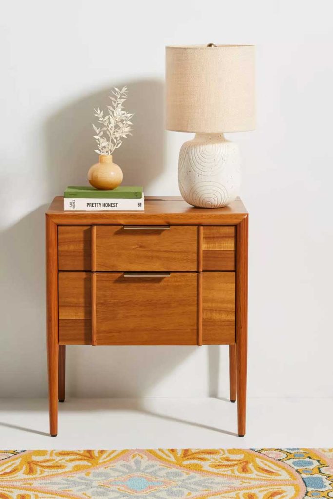 20 Charging Nightstands to Keep Your Devices Powered | 10 Stunning Homes