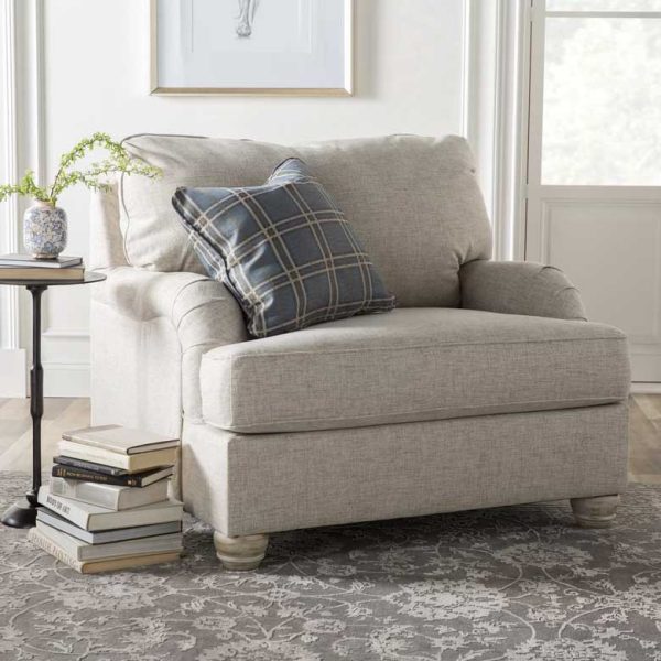 15 Oversized Chairs for a Cozy Home | 10 Stunning Homes