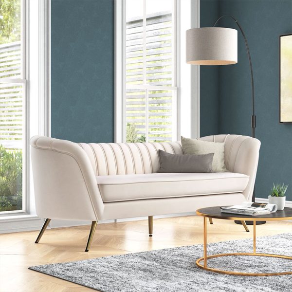 15 Tufted Sofas for a Timeless and Elegant Look | 10 Stunning Homes