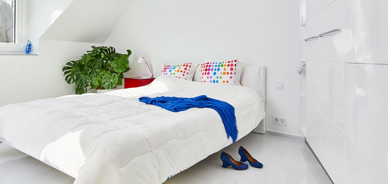 Renovated apartment in Budapest, Hungary boasts custom furniture and ...